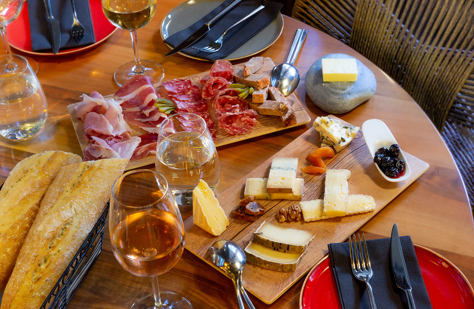 Where to Eat and Drink in Plaka | The Official Athens Guide