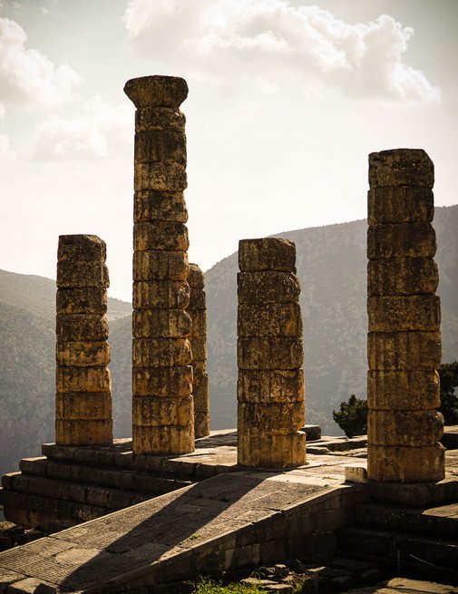 A Tour of the Ancient Oracle of Delphi | The Official Athens Guide