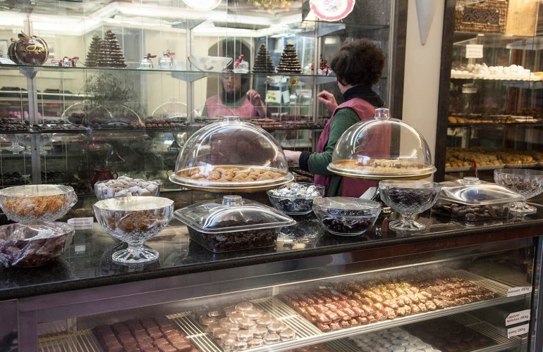 Historic Athenian Pastry Shops | The Official Athens Guide