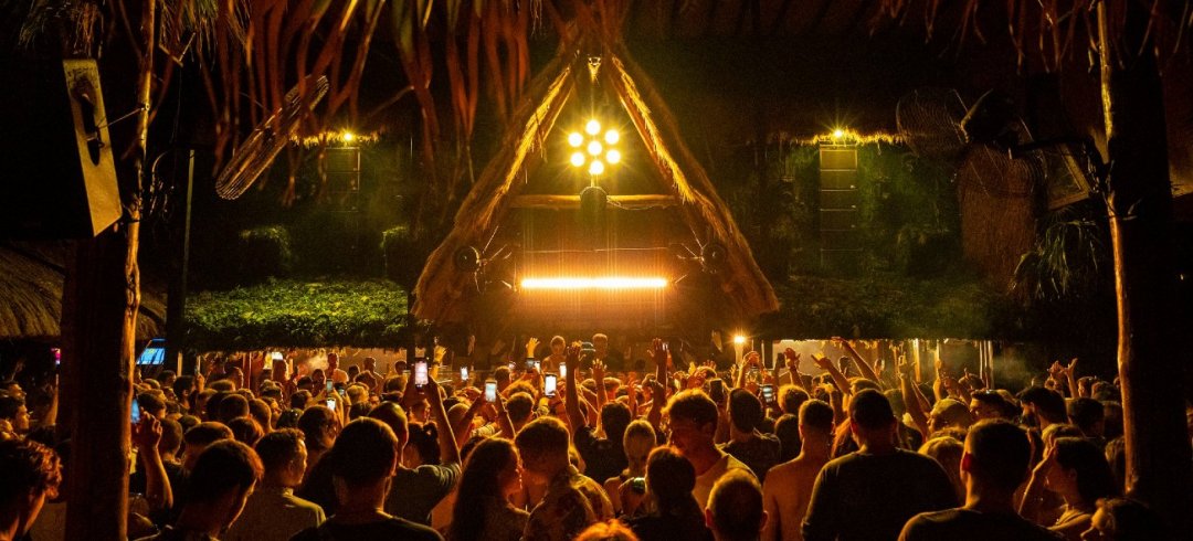 Bolivar Beach Bar Summer Parties 2022 | The Official Athens Guide